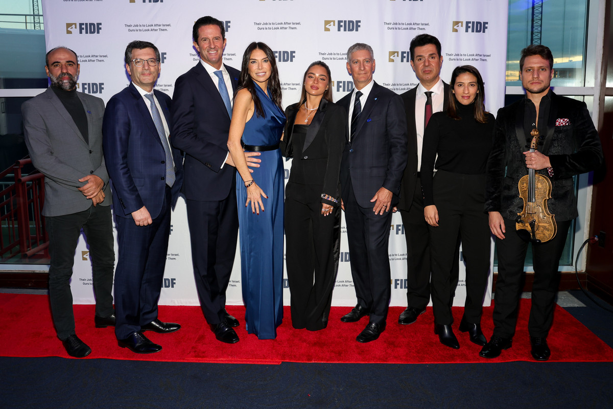 900+ FIDF SUPPORTERS GATHER IN NY TO RAISE FUNDS FOR EMERGENCY NEEDS OF ...