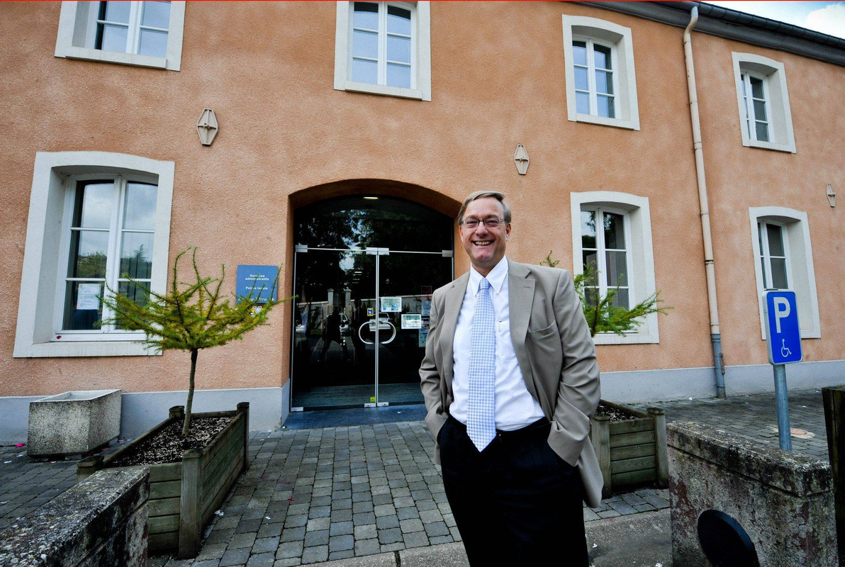 raymond01 — Postimages