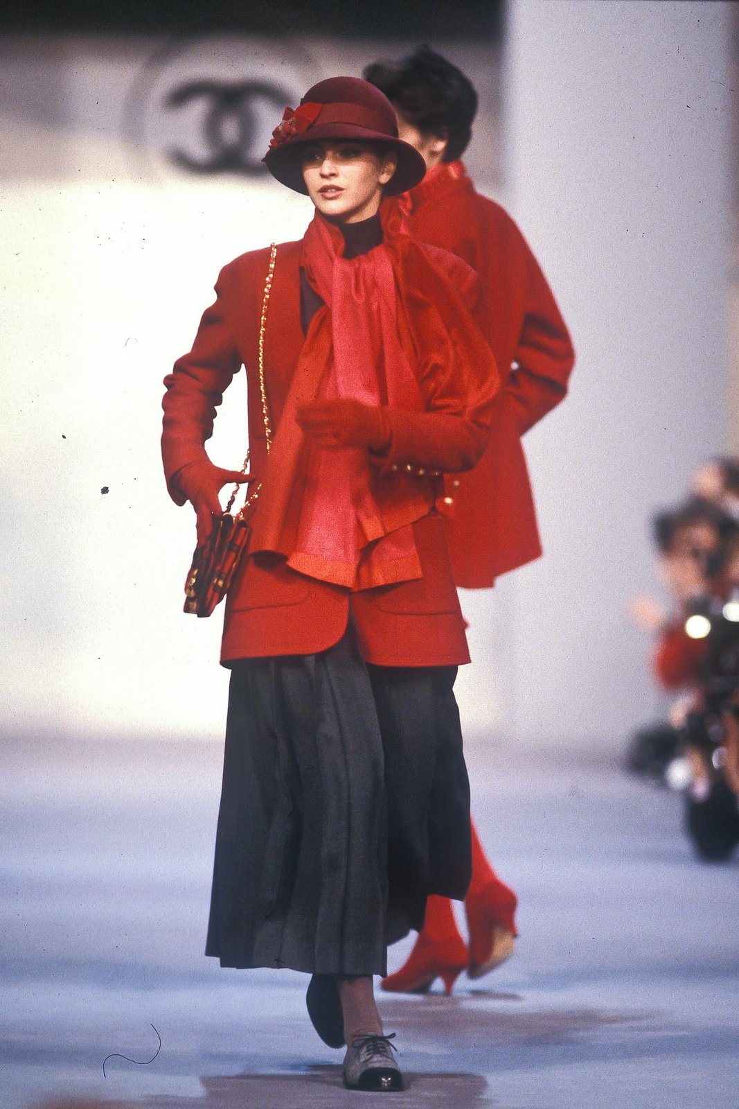Fashion Classic: CHANEL Fall/Winter 1989 | Page 2 | Lipstick Alley