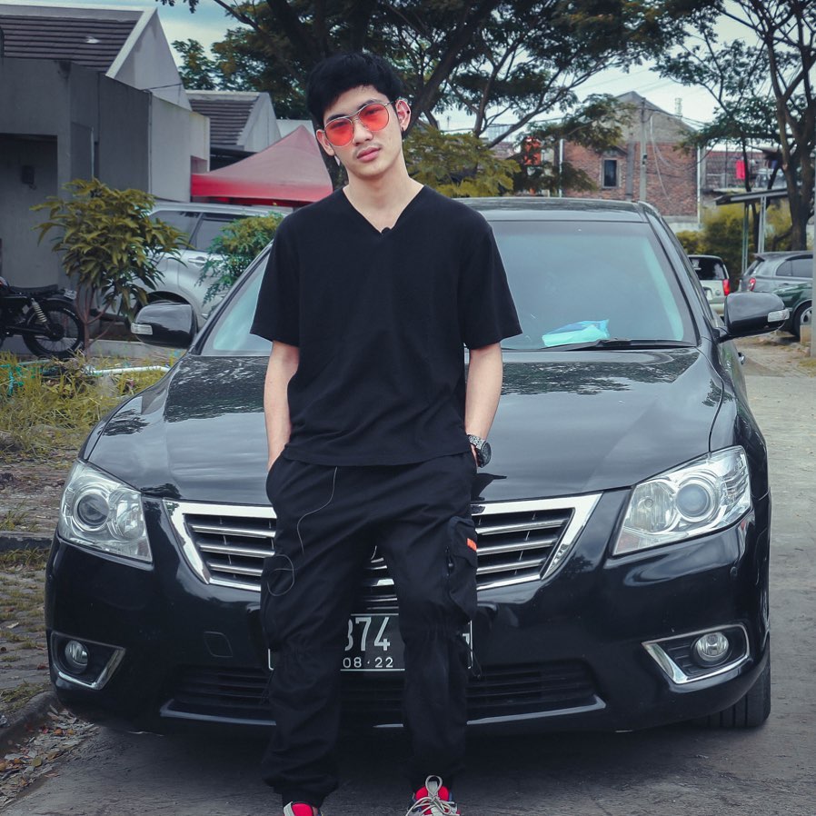 DULU Viral Gegara Prank Sembako Sampah, Ferdian Paleka Kini Dipuji ...