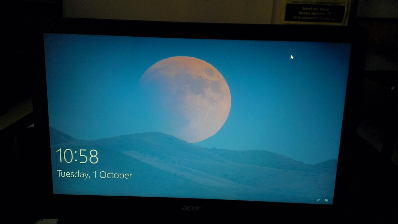 computer moon — Postimages