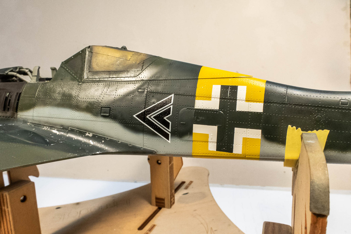 Border 1/35 Fw 190A-6 Nowotny Double Chevron - Page 10 - Works in ...