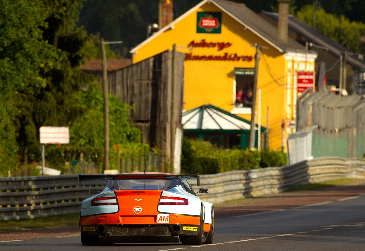 2011 LM 60 Mike Wainwright Fabien Giroix Roald Goethe 0021 — Postimages