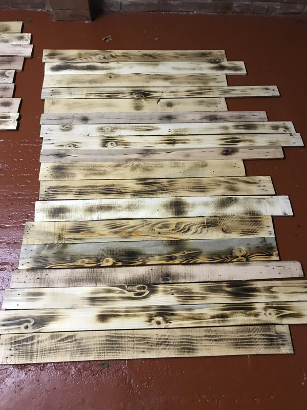 558 B5985 3754 458 E BDBE 77 AC10 DA4949 — Postimages