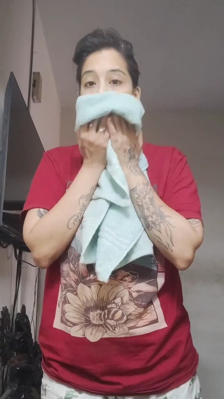 viber good fleshy wide tummy and big deep navel hole in violet saree mp4 snapshot 00 00 371 ...