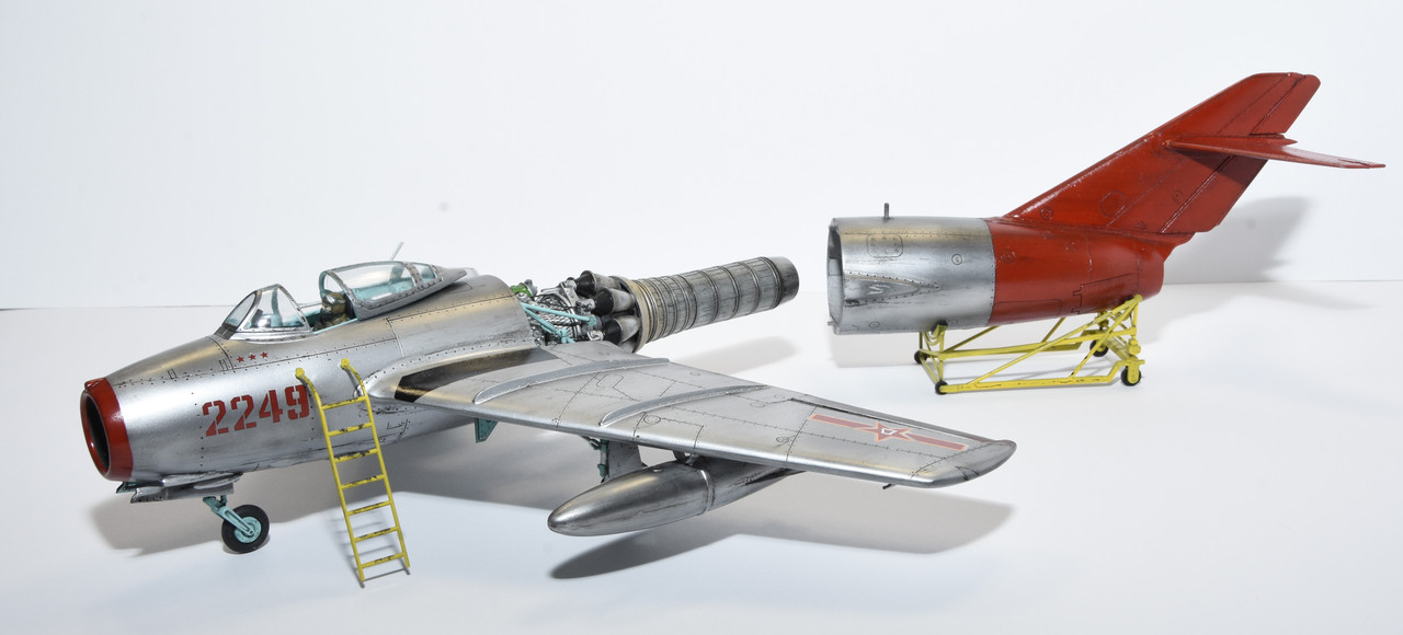 Trumpeter MIG-15 - Ready for Inspection - Large Scale Planes