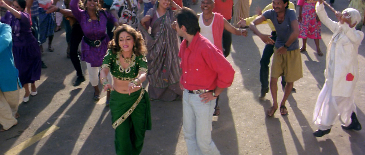 Madhuri Dixit Sexy Cleavage And Navel Song Raja Tumne Agar Pyar Se Dekha