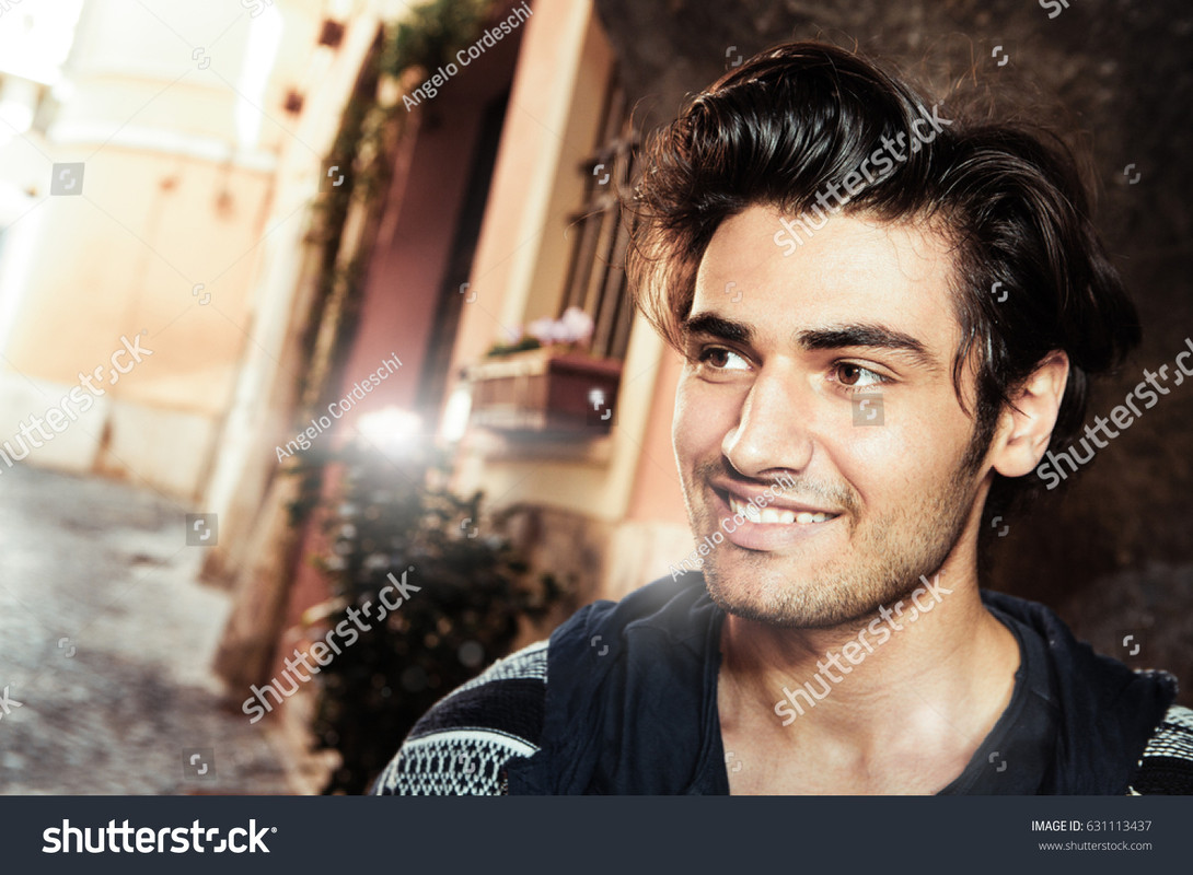 Classify & place Italian model Luca Bracaglia