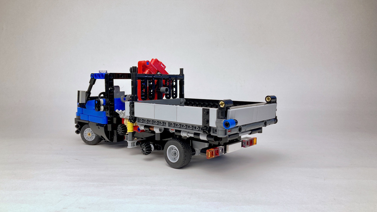 LEGO MOC IVECO Daily - Tipper and Crane by ufotografol | Rebrickable ...