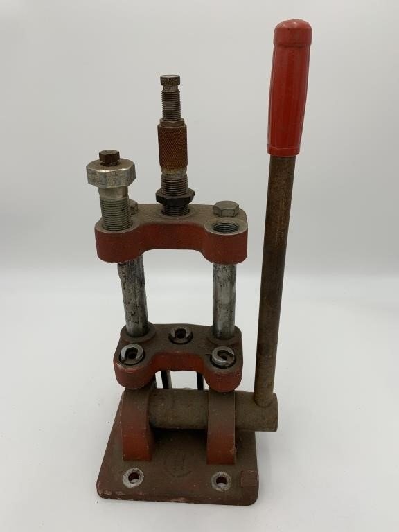 Who made this reloading press? - 24hourcampfire