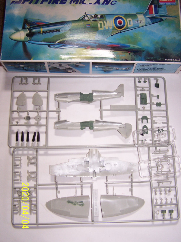 Tim's Academy Spitfire 14 - COMPLETED - Supermarine Spitfire & Seafire ...