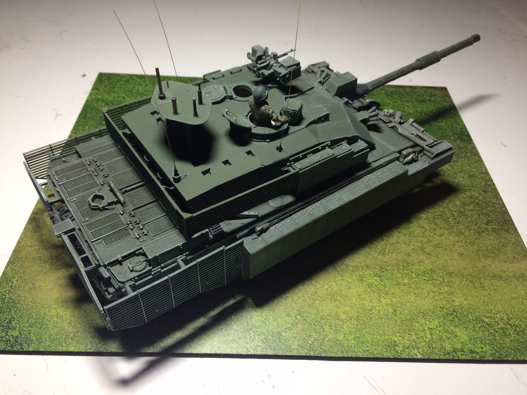 1/35 RFM Challenger 2 TES - Ready for Inspection - Armour ...
