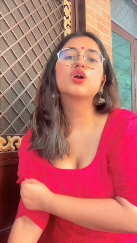 Curvy Girl Milky Boobs And Cleavage In Red And Black Dress