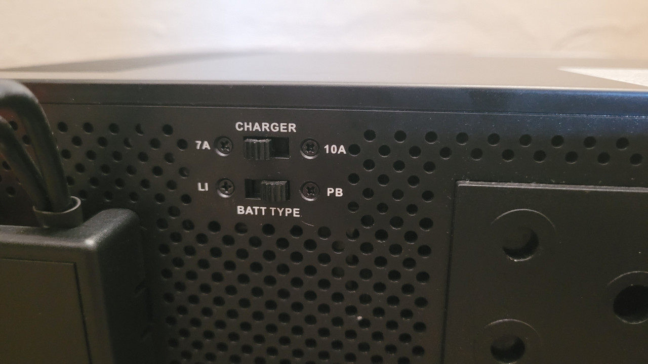 [For Sale] - GeeWiz EP1200 1200w Pure Sine Wave inverter (24V) | Off ...