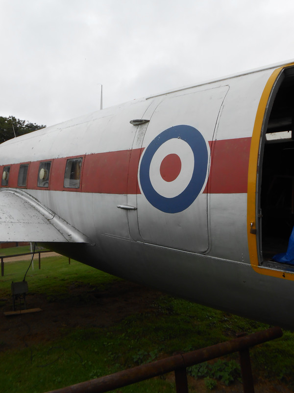 Astrodomes ahoy! Vickers Valetta T.3 1:72 Valom kit - Work in Progress ...