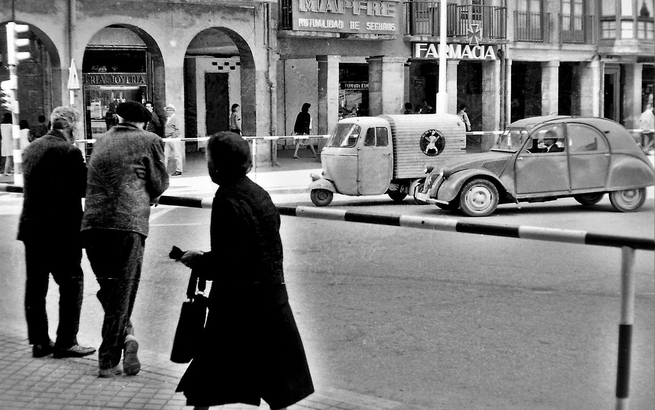 1967 Plaza del Castillo Carlos Calleja — Postimages