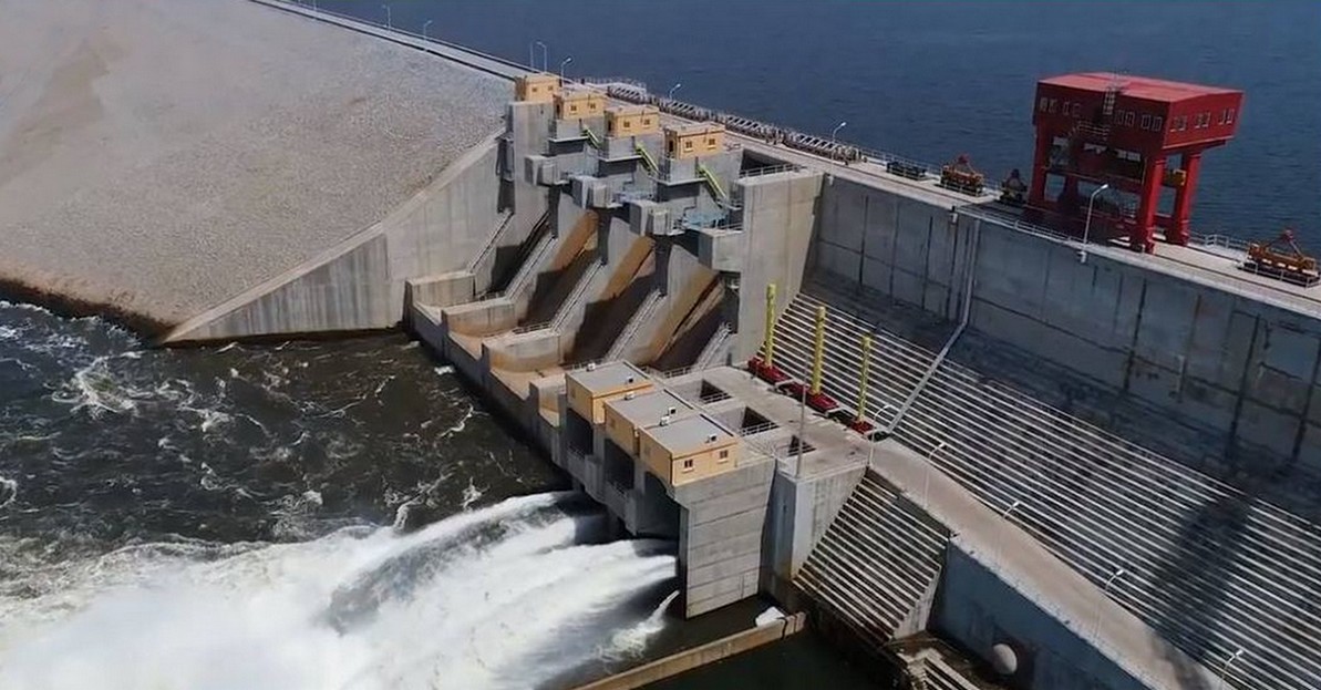 barrage de lom pangar cvb — Postimages