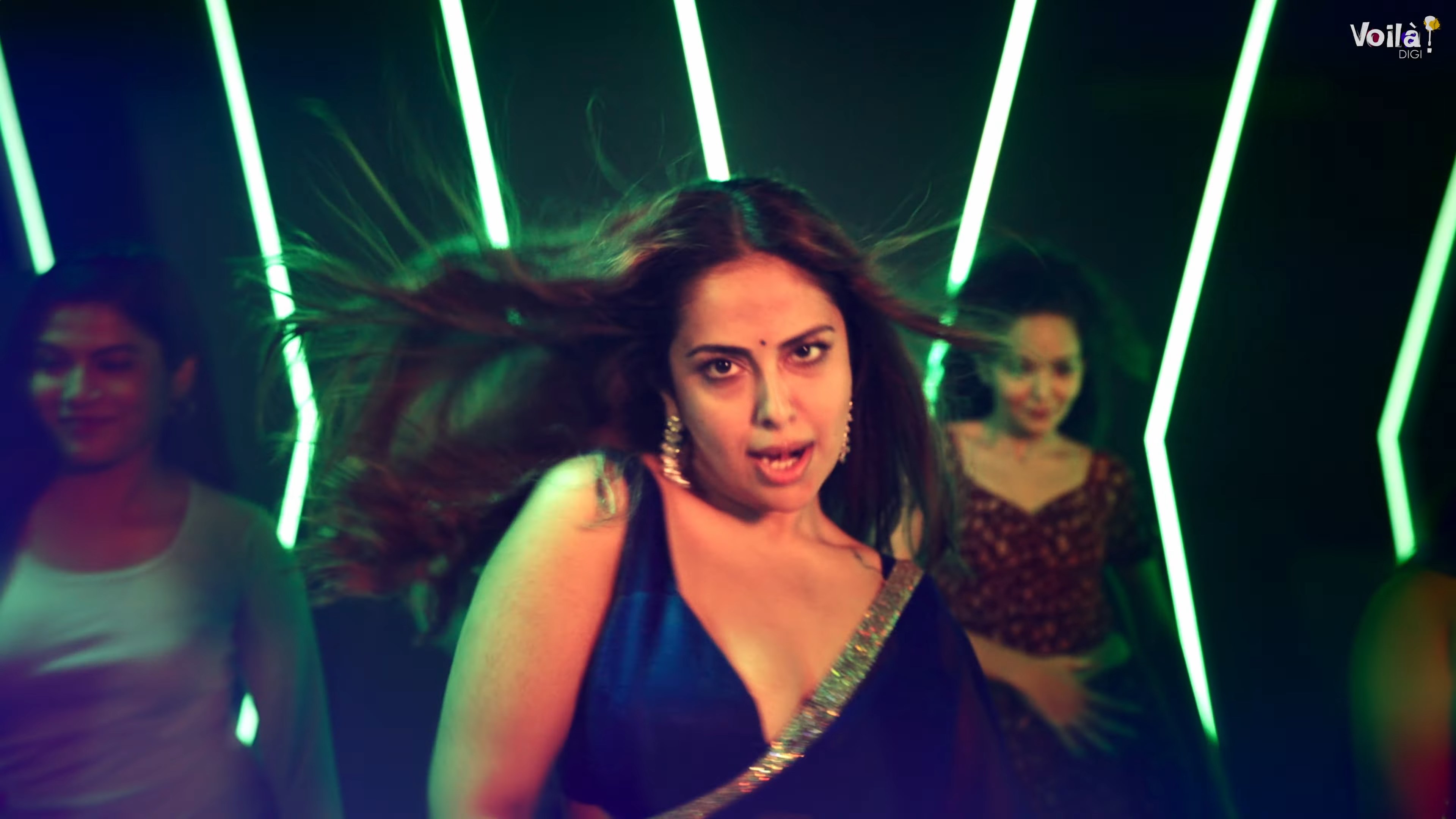 Avika Gor hot Sizzling Sexy Song Showing Big Boobs , Cleavage, Deep Navel in Blue Saree webm ...