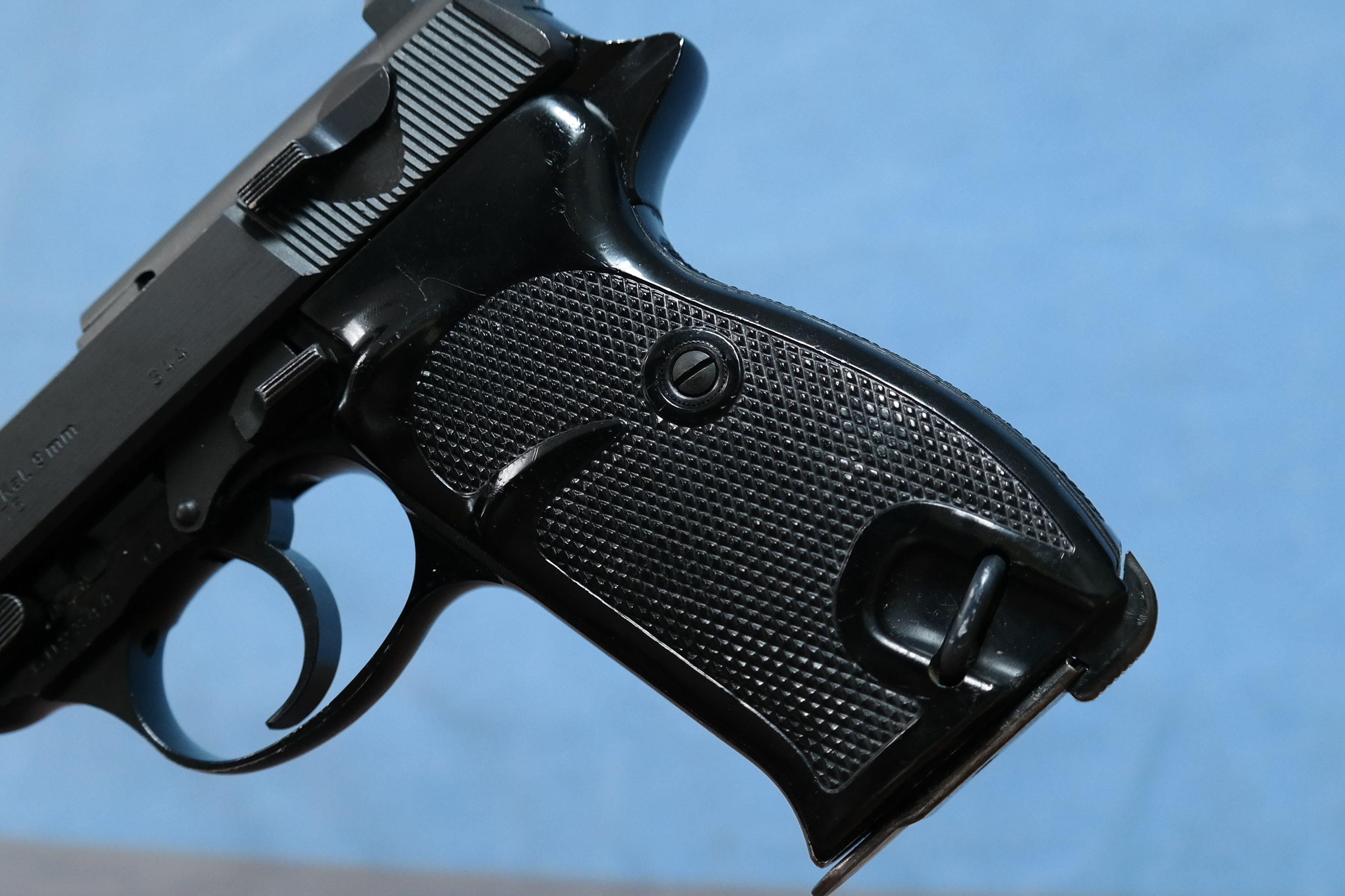 SAM 8044 — Postimages