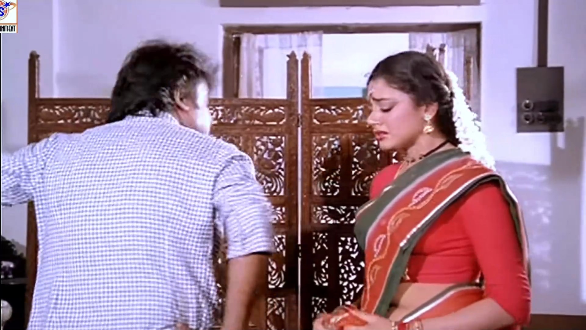 Navel Queen Shobana Big Wide Deep Navel Scenes from Siva Movie mkv ...