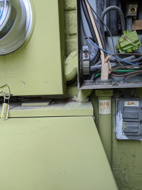 Connecting between two existing enclosures | DIY Home Improvement Forum