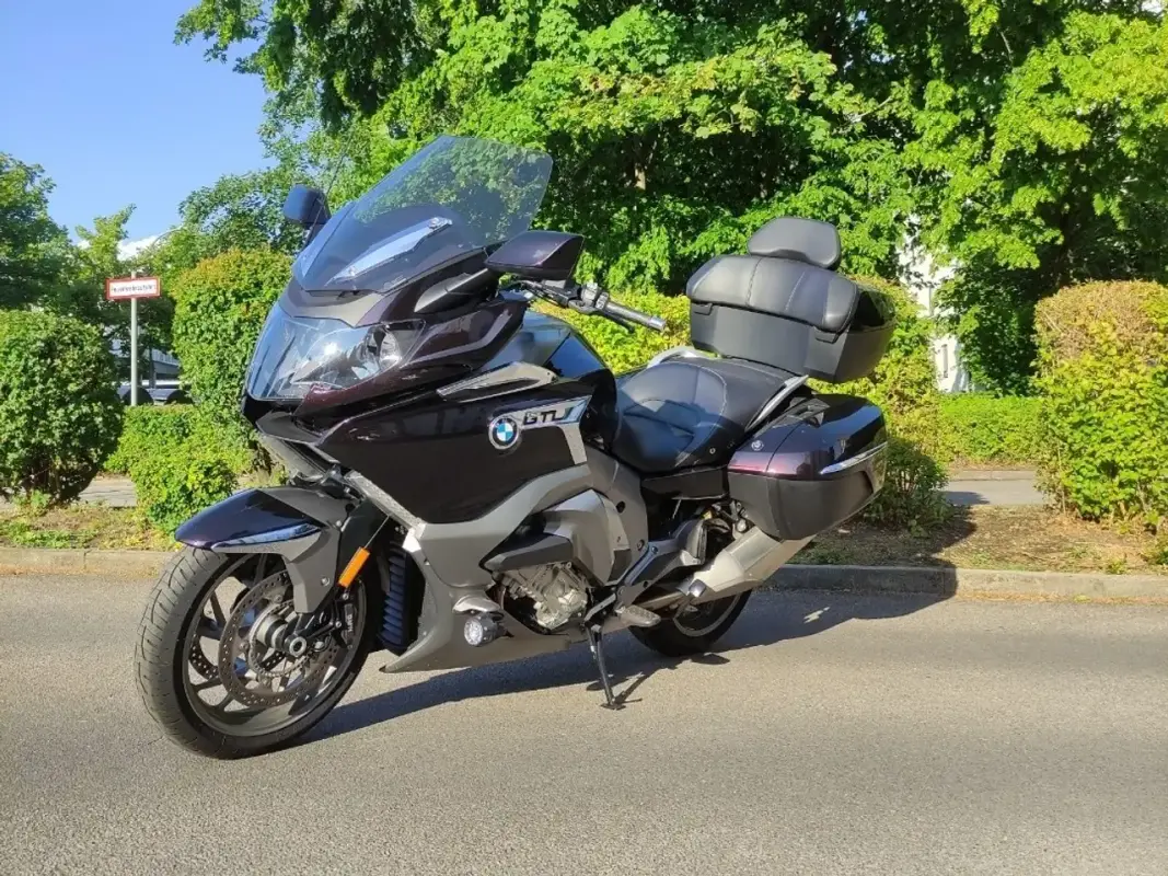 01BMW — Postimages