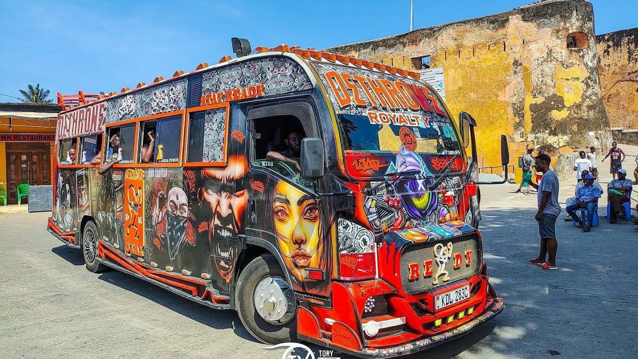 Karibu Kenya, Book your dream safari : African Grand Expeditions