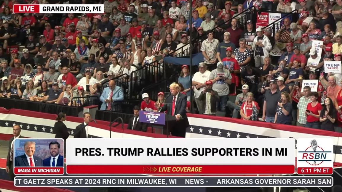 LIVE: PRESIDENT TRUMP AND JD VANCE HOLD MAJOR RALLY IN GRAND RAPIDS ...