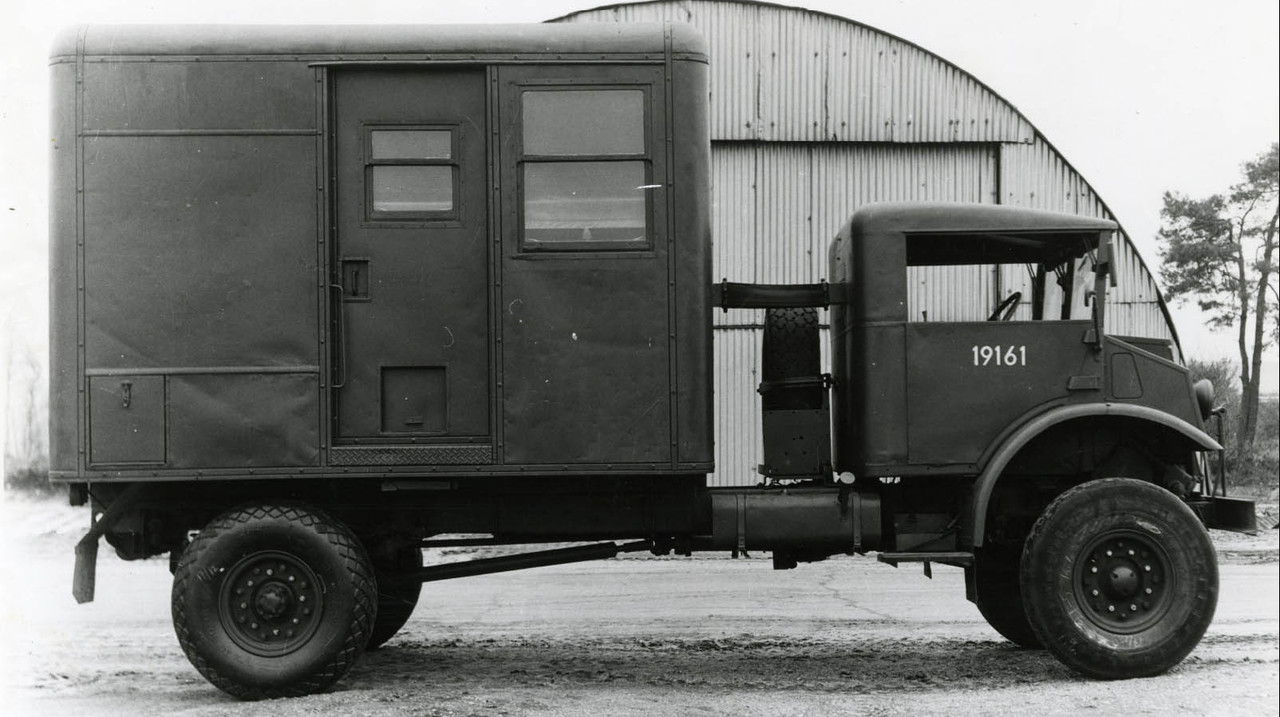 Chevrolet CMP C60 L Lindsay office body post WW2 Netherlands Army ...