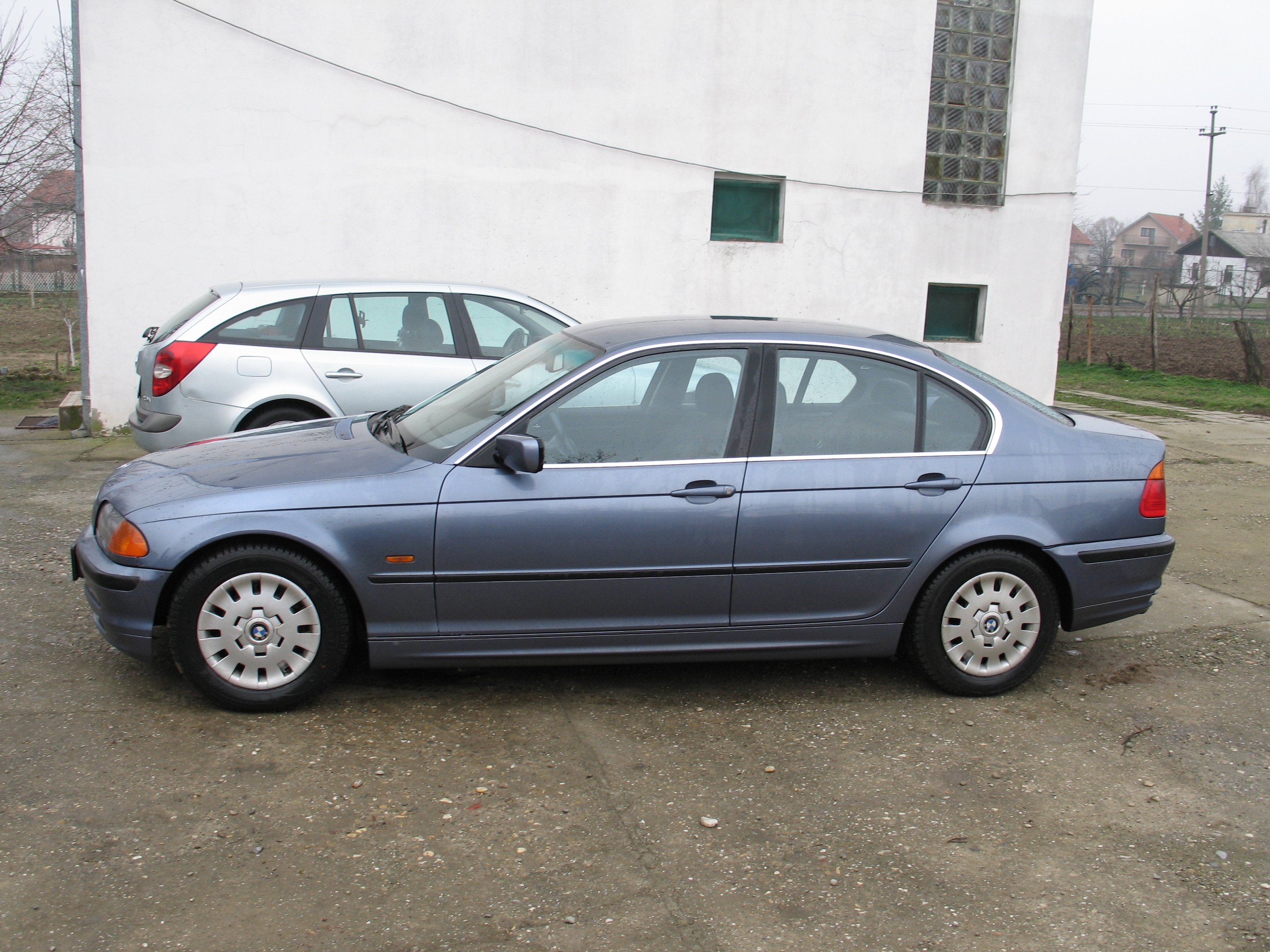 bmw 003 — Postimages