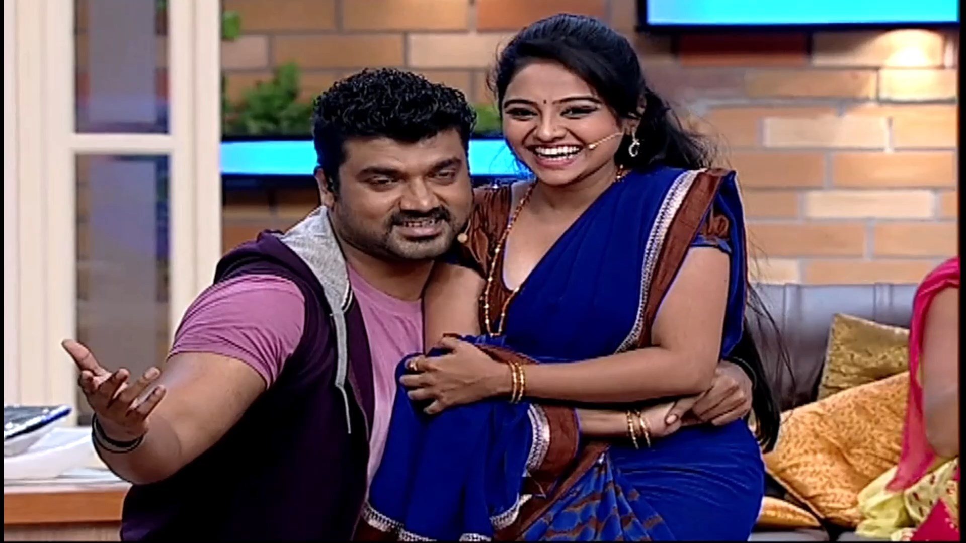 Dhanya Deepika Sexy Open big Deep Navel Show while dancing mp4 snapshot ...