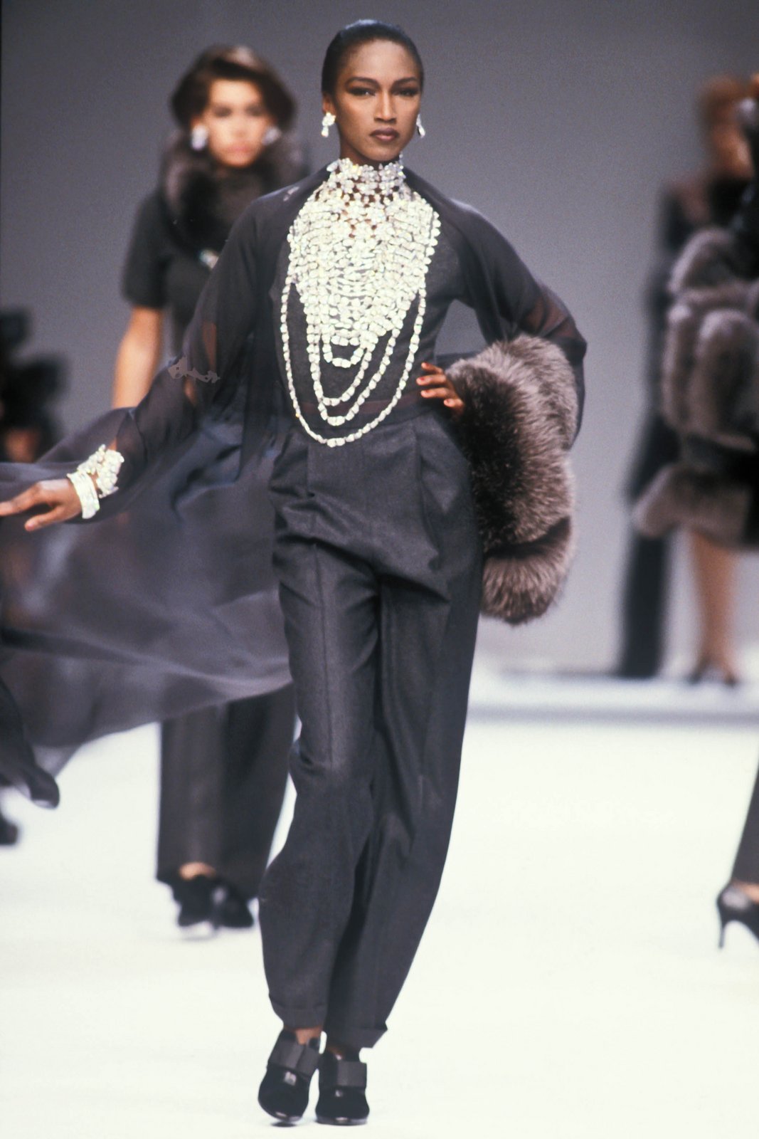 Fashion Classic: Christian DIOR Fall/Winter 1990 | Lipstick Alley