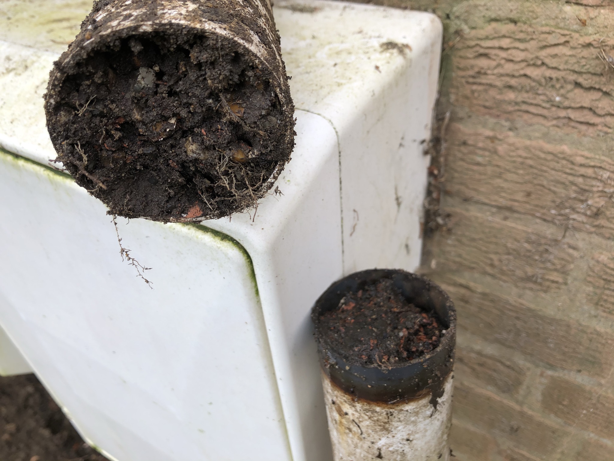 Blocked drainage pipes — Postimages