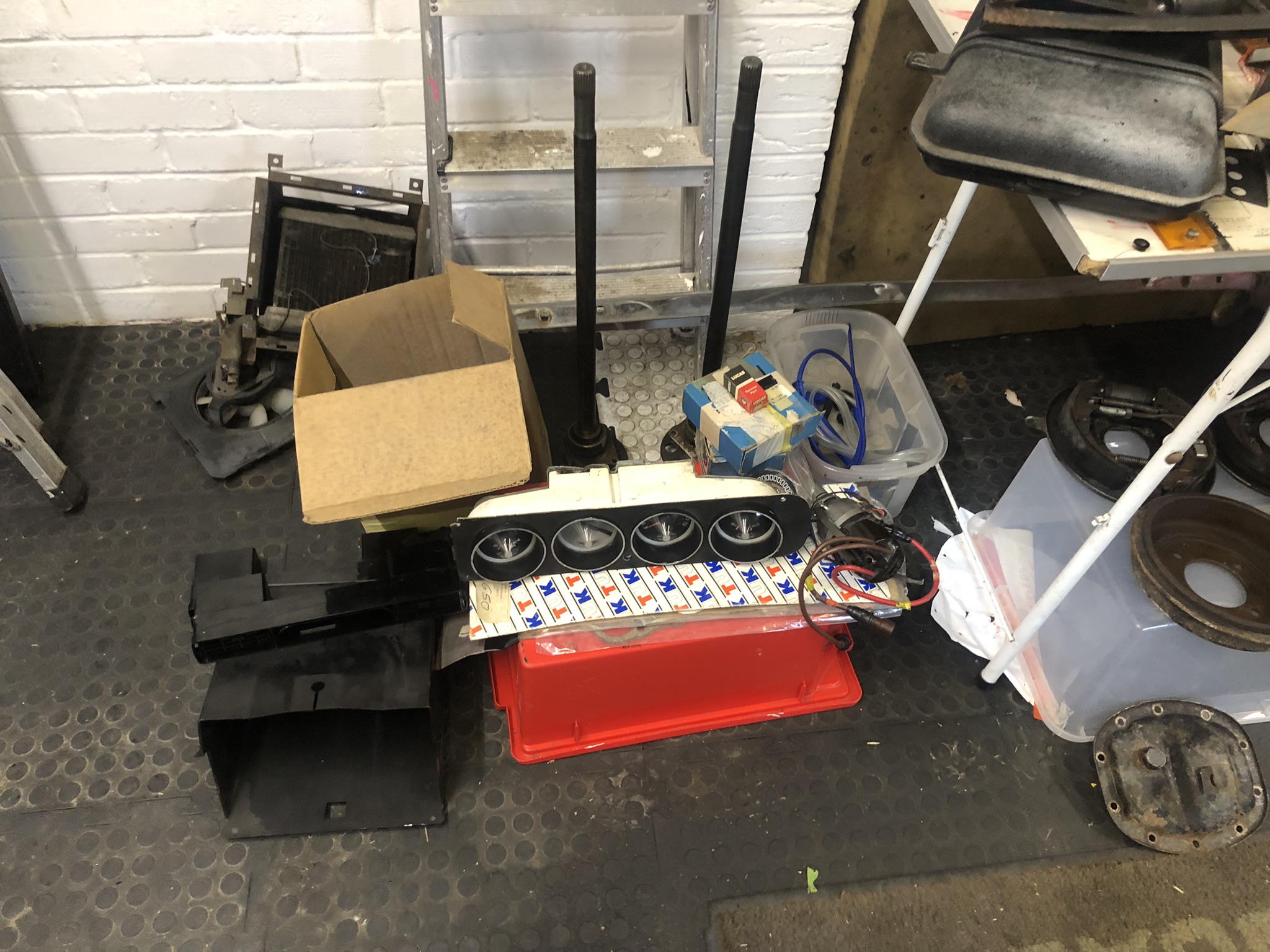 full pic 3 — Postimages