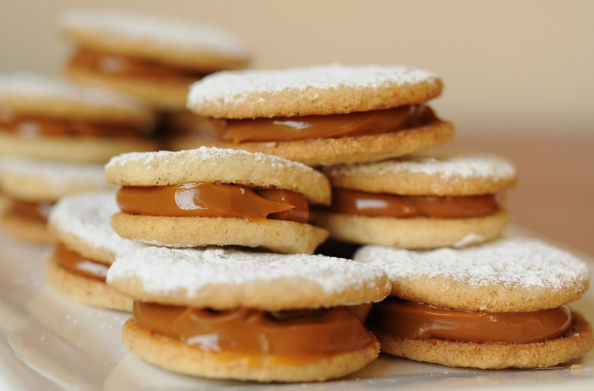 Receta fácil de galletas rellenas de dulce de leche ¡Es un postre ...