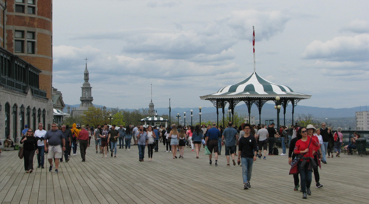 A spring day in Québec City - SkyscraperPage Forum