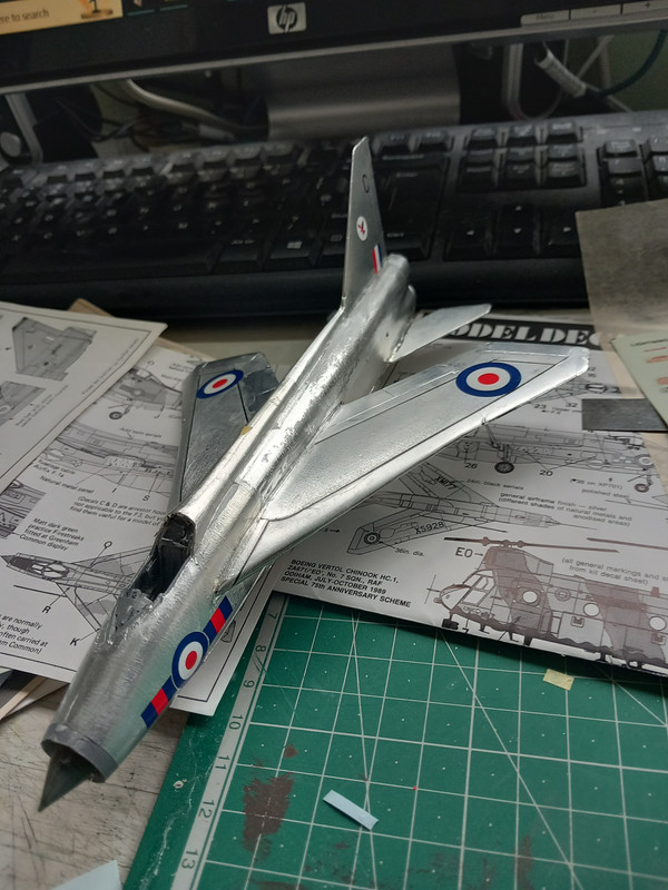 Last Flight of English Electric Lightning P1b F1 XG335 - Aircraft Cold ...