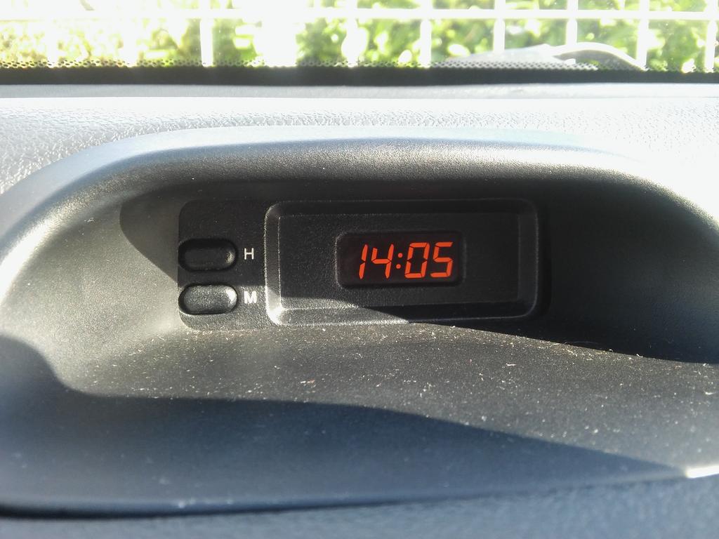 what other clock fits a ZR | MG-Rover.org Forums