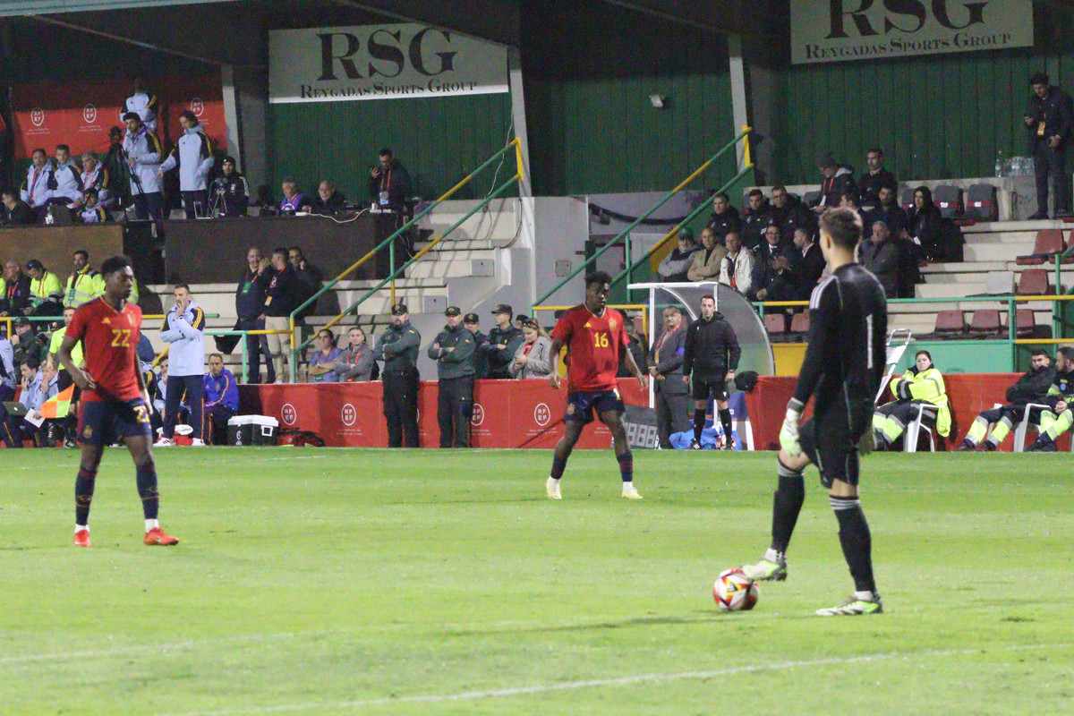 IMG 9902 — Postimages