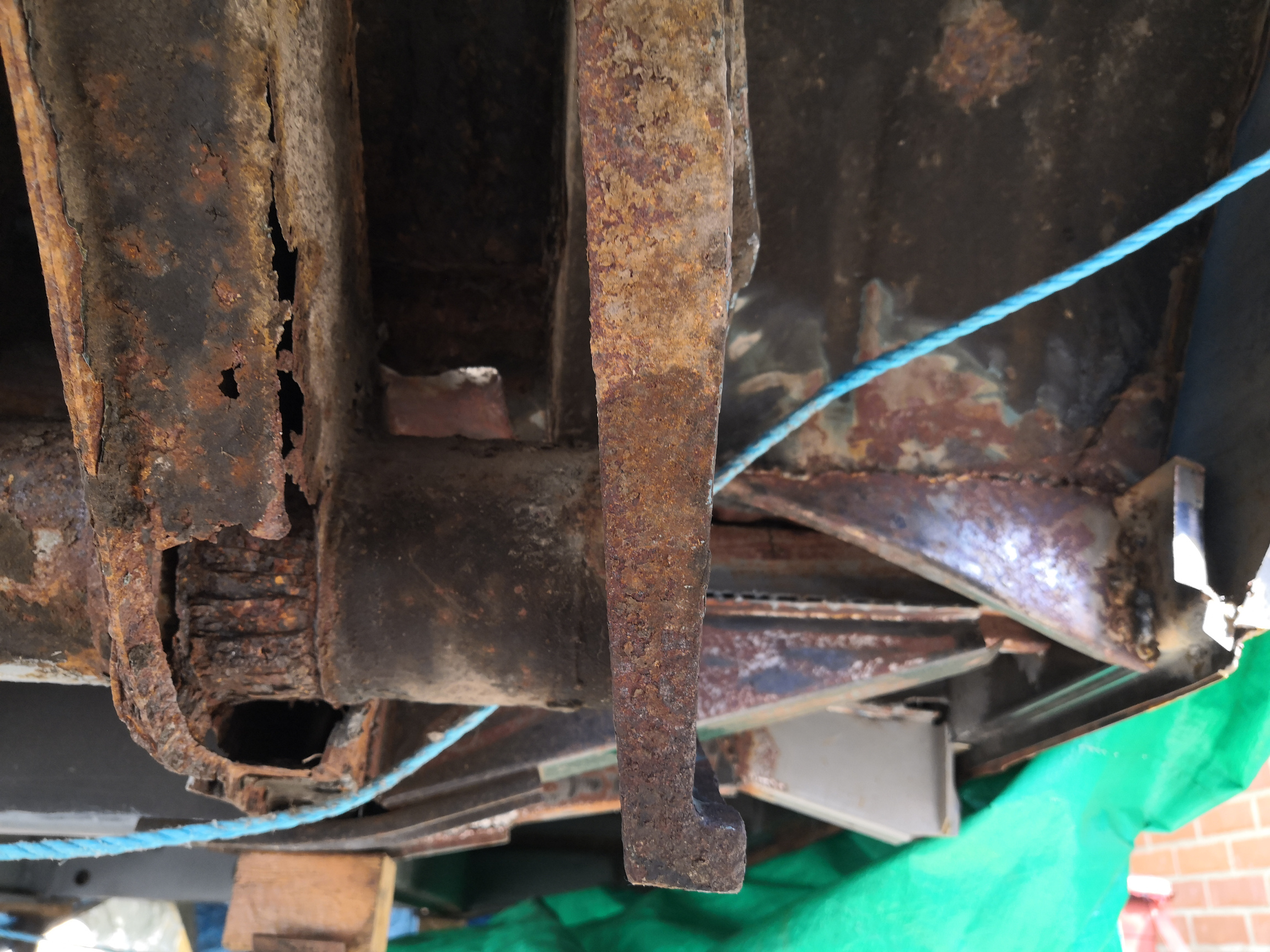 rear chassis rail torsion8 — Postimages