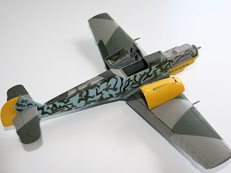 Colorful bird of a Bf 109E-7, III./ JG77 OLtn. Mütherich - Ready for ...