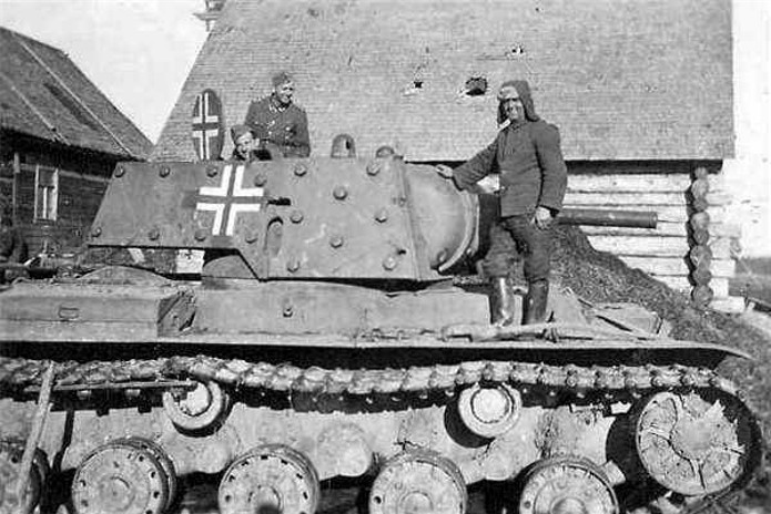 Panzerkampfwagen 753 (r),754(r) et 756(r) - Page 3