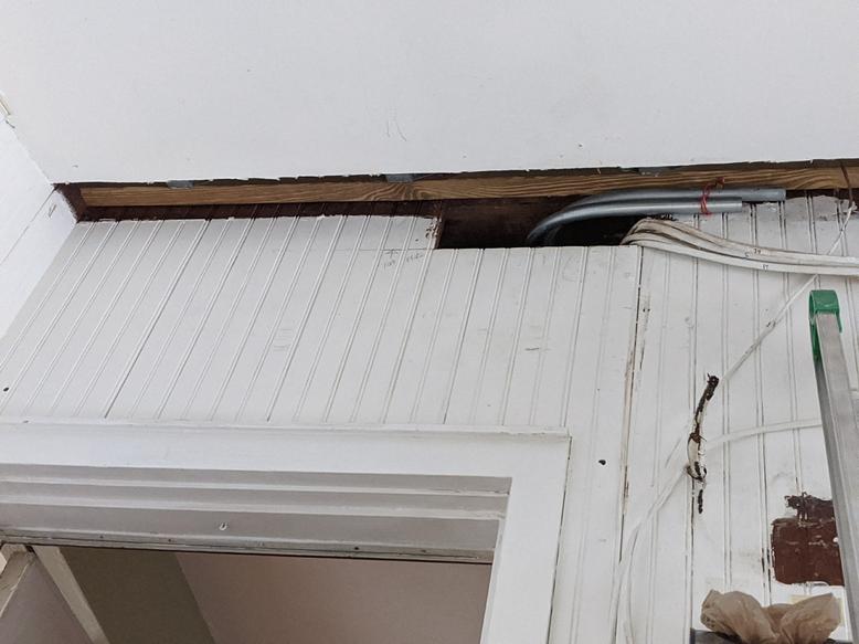 How to frame a small chase for a bundle of wires? | DIY Home ...