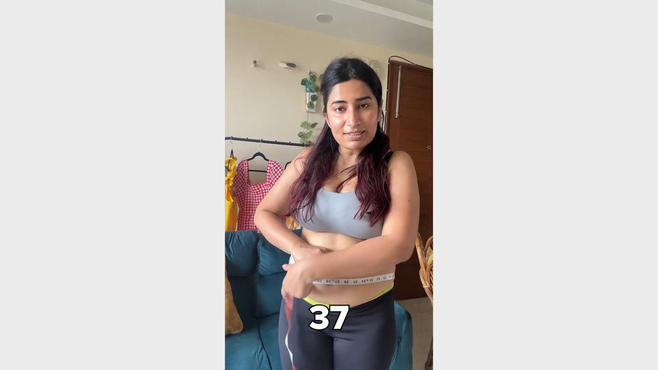Gym Desi Babe huge Tits and Deep Navel mp4 snapshot 00 10 273 — Postimages