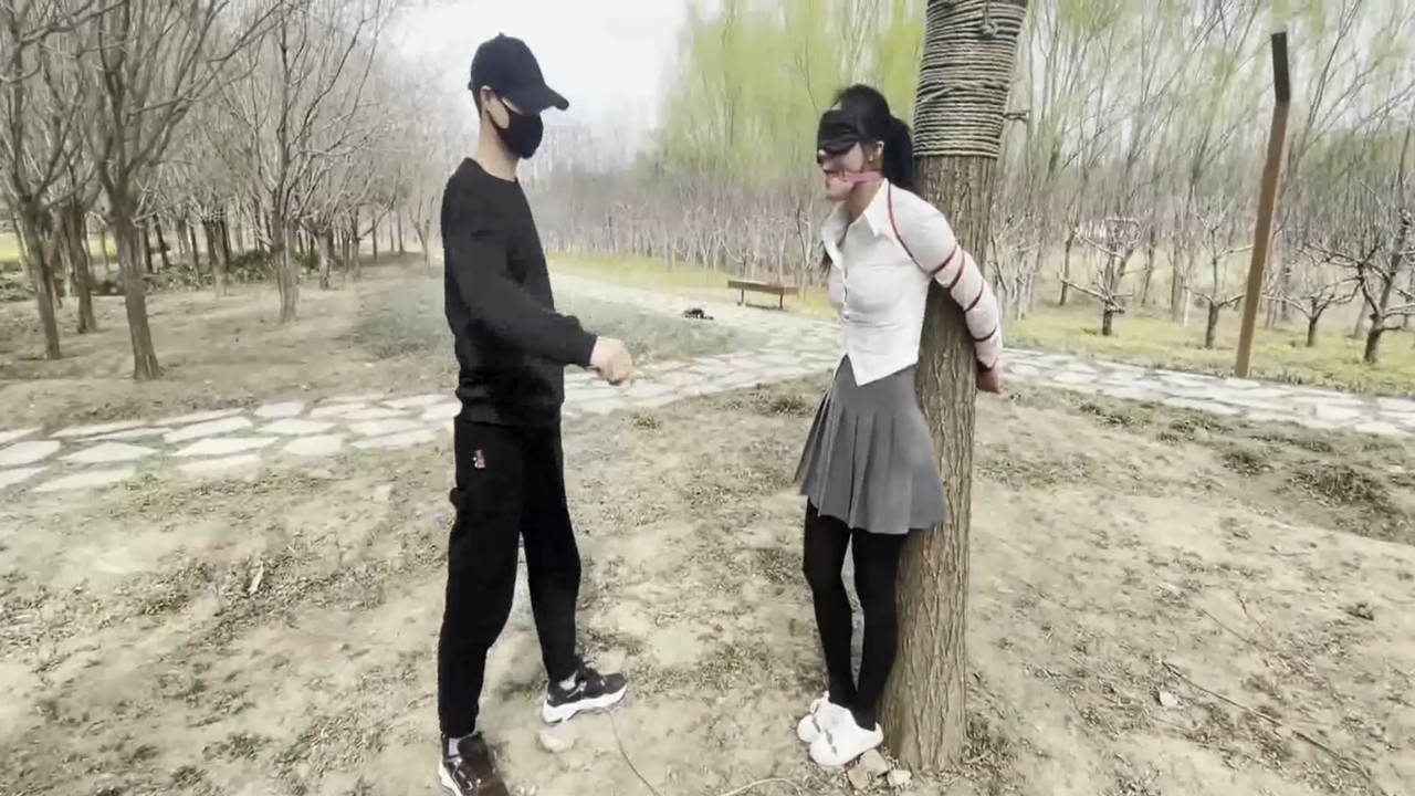 一绳所爱 公园玩捆绑纪实 Mp4 20220314 092511 411 — Postimages