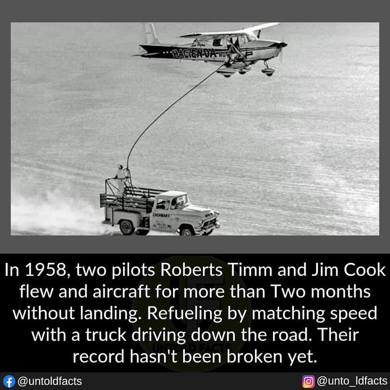 ️1958 - 2 men flew for 64 days straight days (oil changes in flight ...