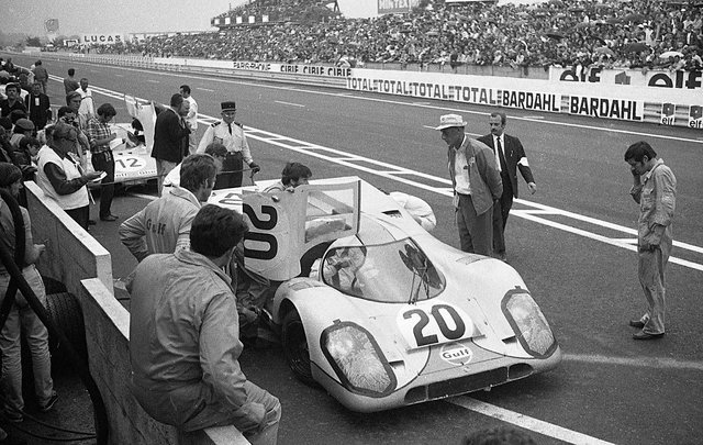 Martin - Porsche Pictures Past