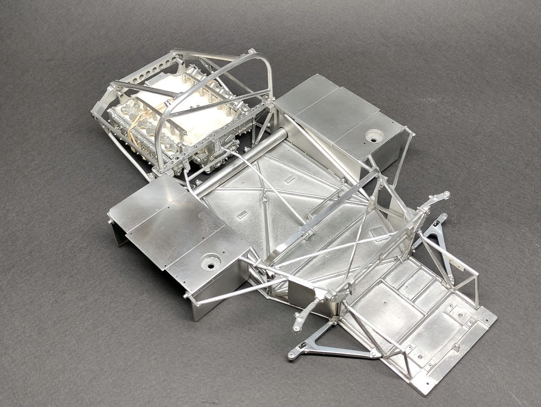 33 TT12 046 — Postimages