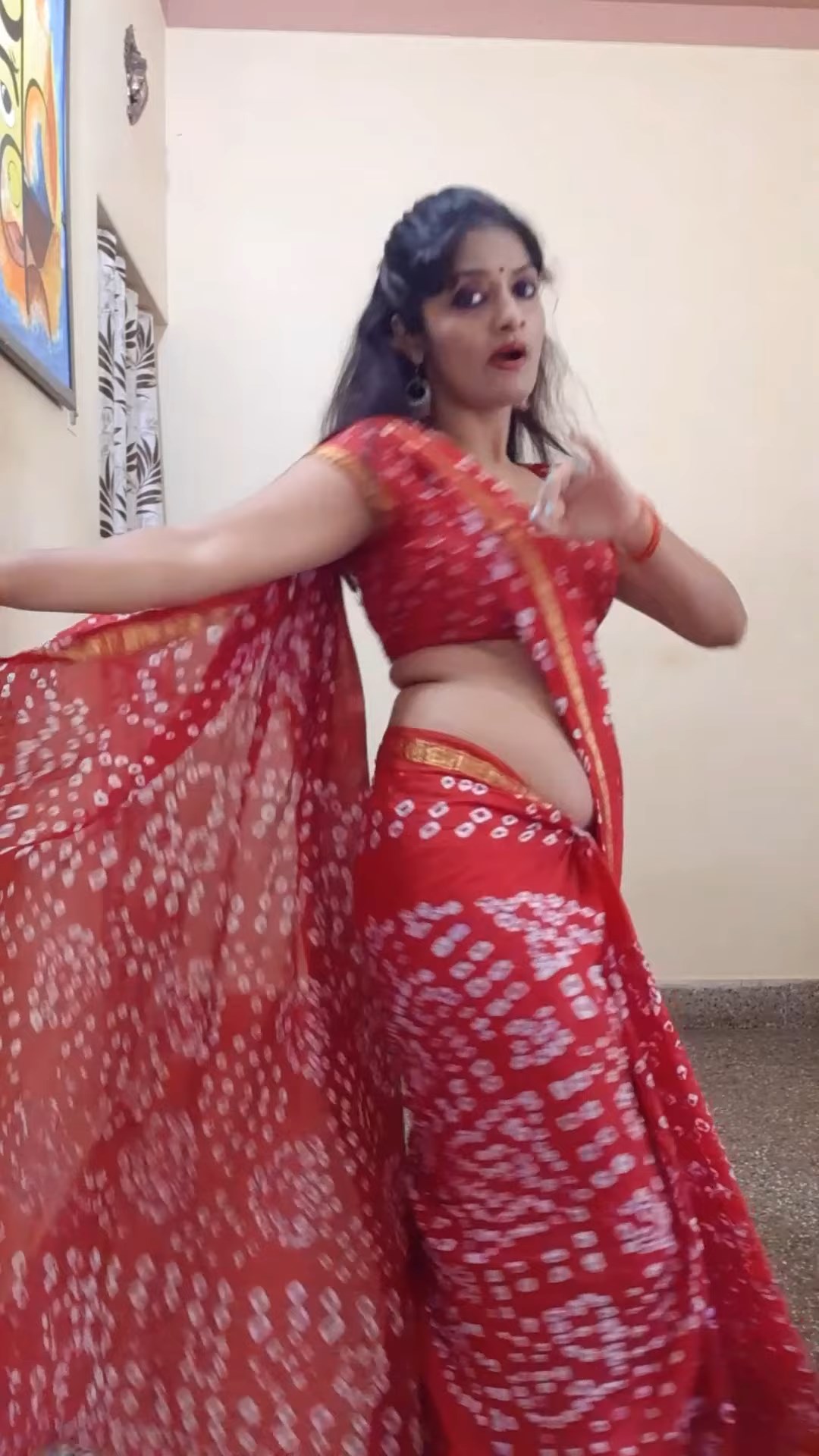 Hot Girl Sexy dance webm snapshot 00 42 667 — Postimages