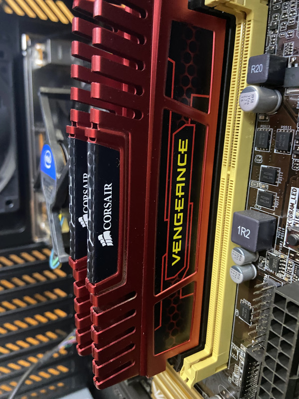 3500 CAE3 F729 41 DB 91 D4 E5 D6 A32 CDB7 B — Postimages